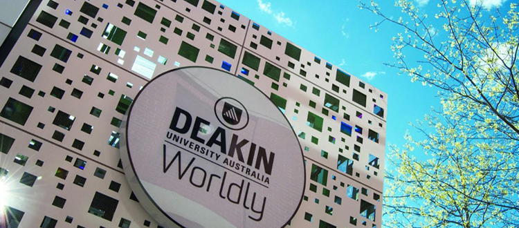 Deakin Logo | Sherwood Construction Solutions